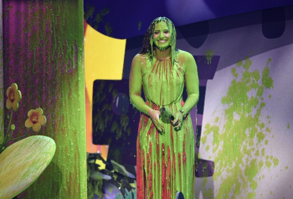 Little Mix win at Nickelodeon Kids' Choice Awards and avoid getting ...